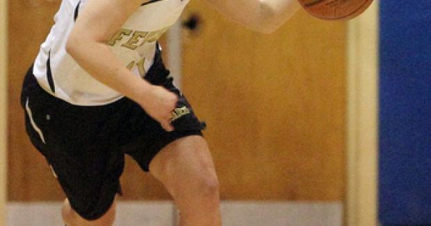 Pelletier, Fenwick roll over Danvers | Sports | salemnews.com