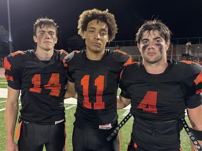 White catches 4 TDs for second straight week as Beverly outlasts ...