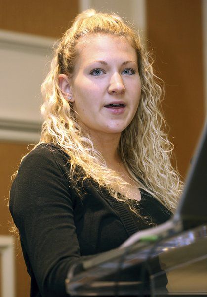 Speaker details perils of 'sexting' | Local News | salemnews.com