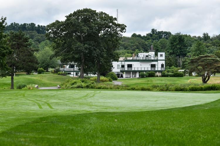 North Shore Dream 18, Hole No. 10: The par 4 tenth at Ferncroft Country ...