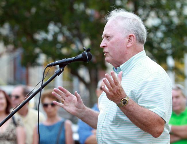 Former Beverly Mayor Bill Scanlon lauded at clock-dedication ceremony ...