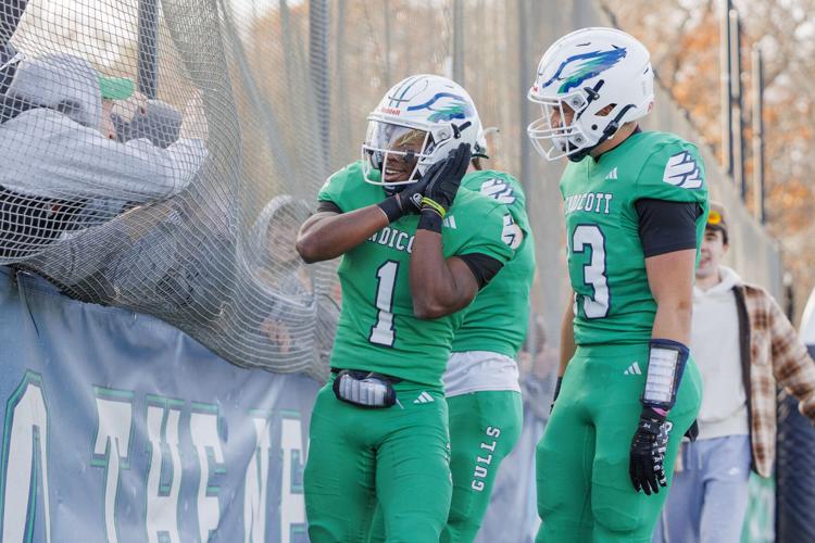 Endicott football takes down Curry, wins conference title | Sports ...