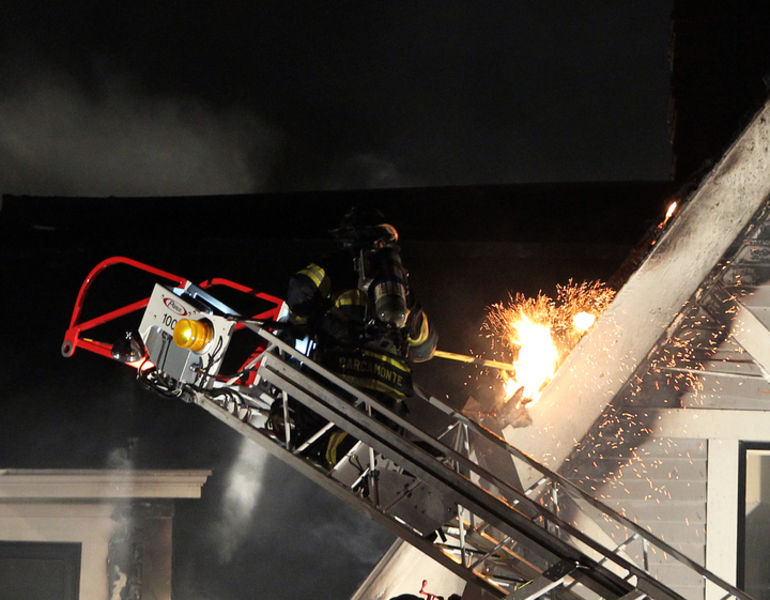 Marblehead fire fighters credited with saving treasures from Eastern ...