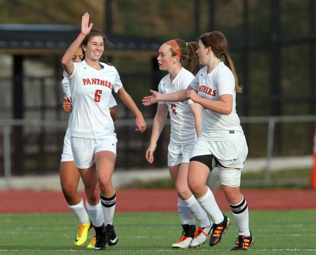 Harty turns the trick as Beverly topples Scarlet Knights | Sports ...