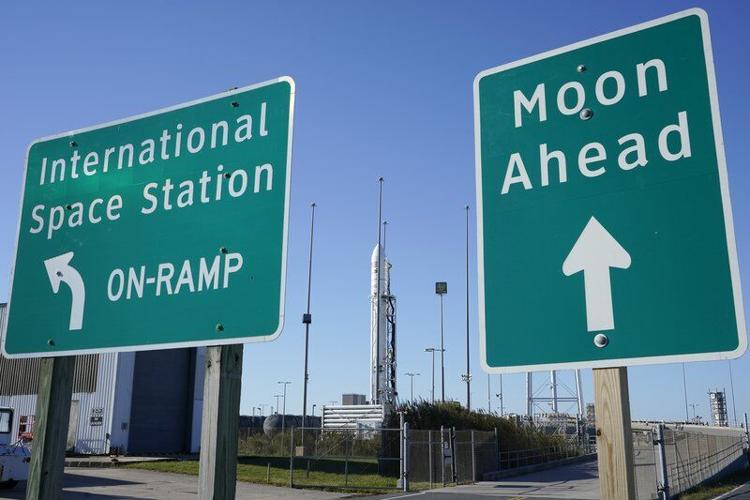 Potty training: NASA tests new $23M titanium space toilet | Lifestyles ...