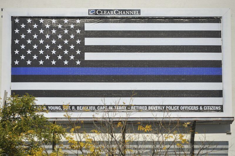 Retired officers take out 'Thin Blue Line' billboard | Local News ...