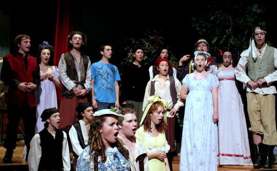 'Pirates' invade Hamilton-Wenham High School | Local News | salemnews.com