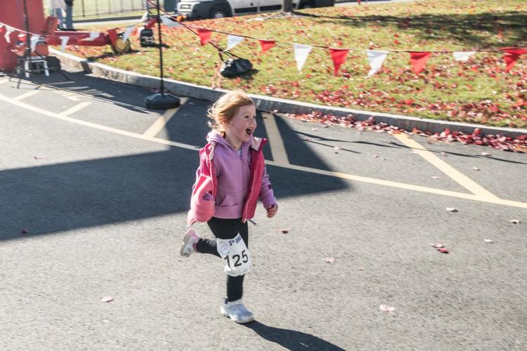 Lynch family bids 'bittersweet' farewell to 5K honoring their father ...