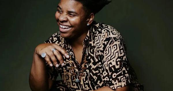 Singer-songwriter Joy Clark at Old Sloop Presents | Salem News Art ...