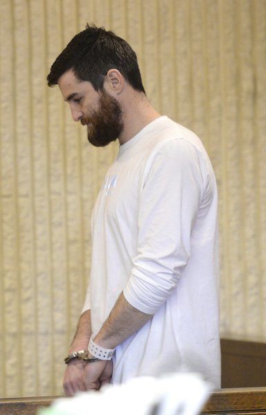 Mother of hockey coach charged with threats | Local News | salemnews.com