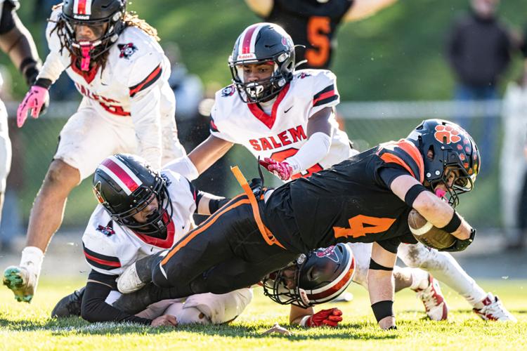 Beverly football takes down Salem in 127th playing of 'The Game' to ...