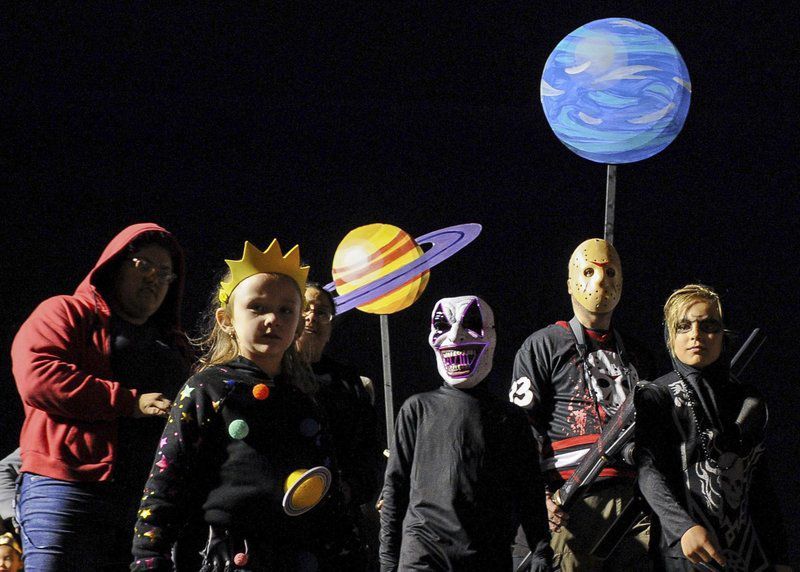 Haunted Happenings kicks off Halloween celebration with parade | Local ...