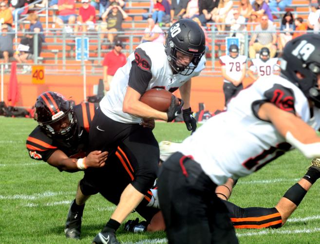 OFFENSIVE BEHAVIOR: Marblehead piles up 477 yards, stays unbeaten by ...
