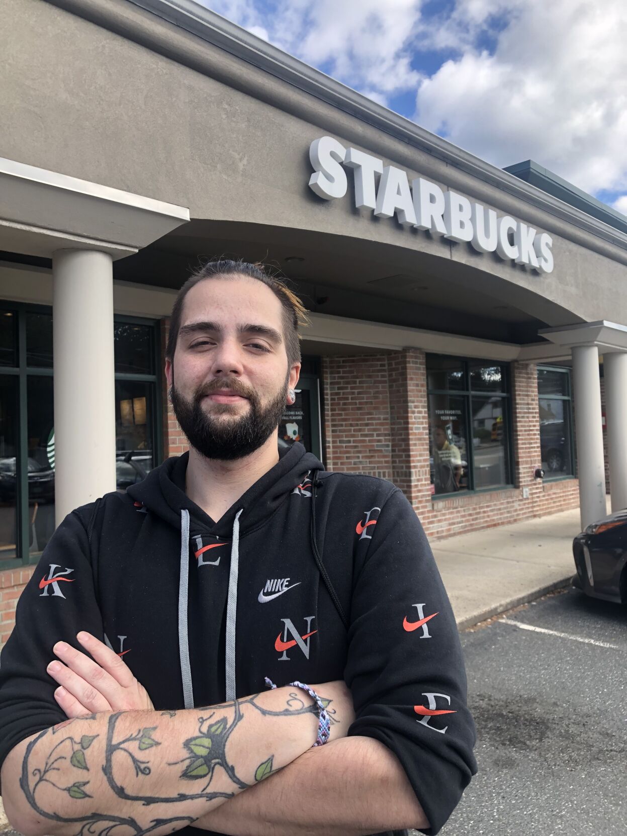 Beverly Starbucks workers vote to unionize | News | salemnews.com