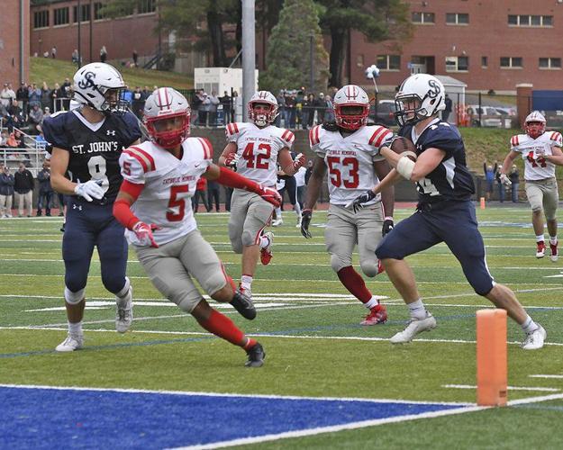 SUPER SLUGFEST: Catholic Memorial shades St. John's in heavyweight ...