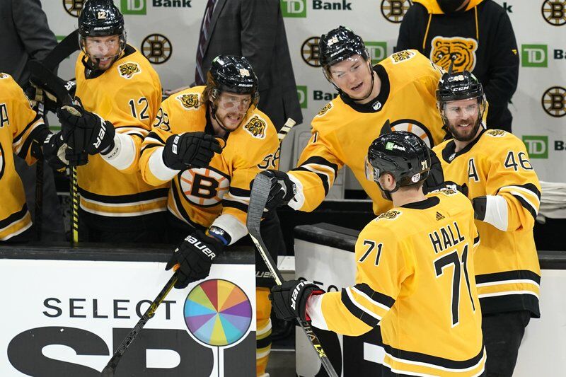 Phil Stacey On Hockey: Quietly, Rask returns and gets career win No ...