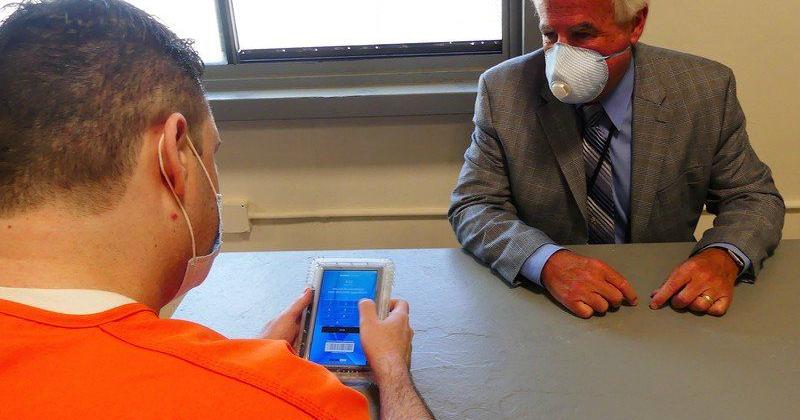 Jail begins using tablet devices | Local News | salemnews.com