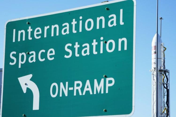 Potty training: NASA tests new $23M titanium space toilet | Lifestyles ...