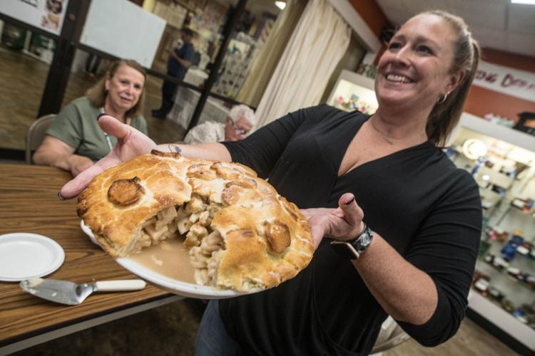 How sweet it is to judge the Topsfield Fair Apple Pie Contest | News ...