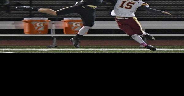 Bright sets new passing standard, Fenwick rolls Spellman | Sports ...