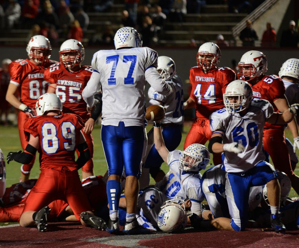 SLIDESHOW: Danvers defeats Tewksbury | Sports | salemnews.com
