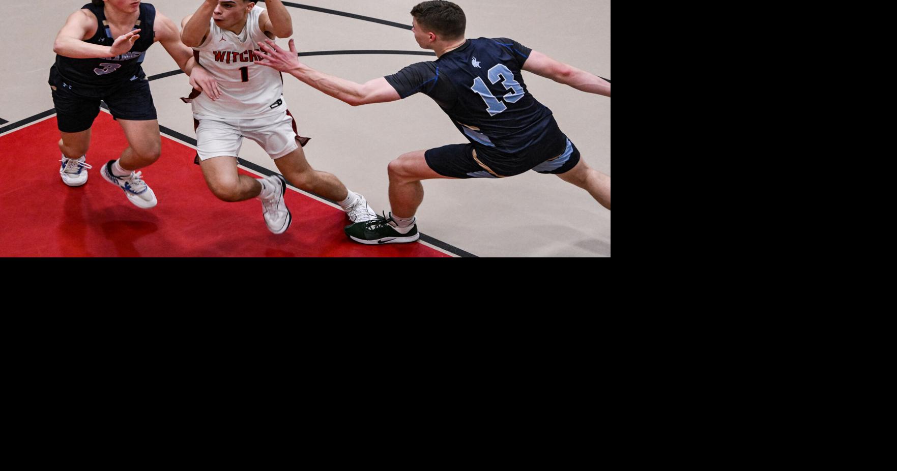Maxson goes off for 33 points as Salem boys hoop captures playoff ...