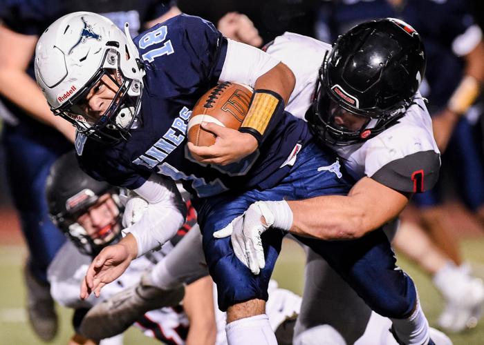 Marblehead races out to early lead, tops Peabody | Sports | salemnews.com