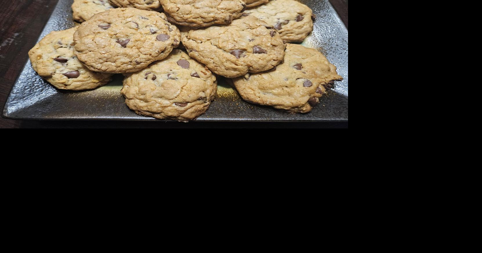 Chocolate Chip Crunch Cookies hop off the page | Food ...