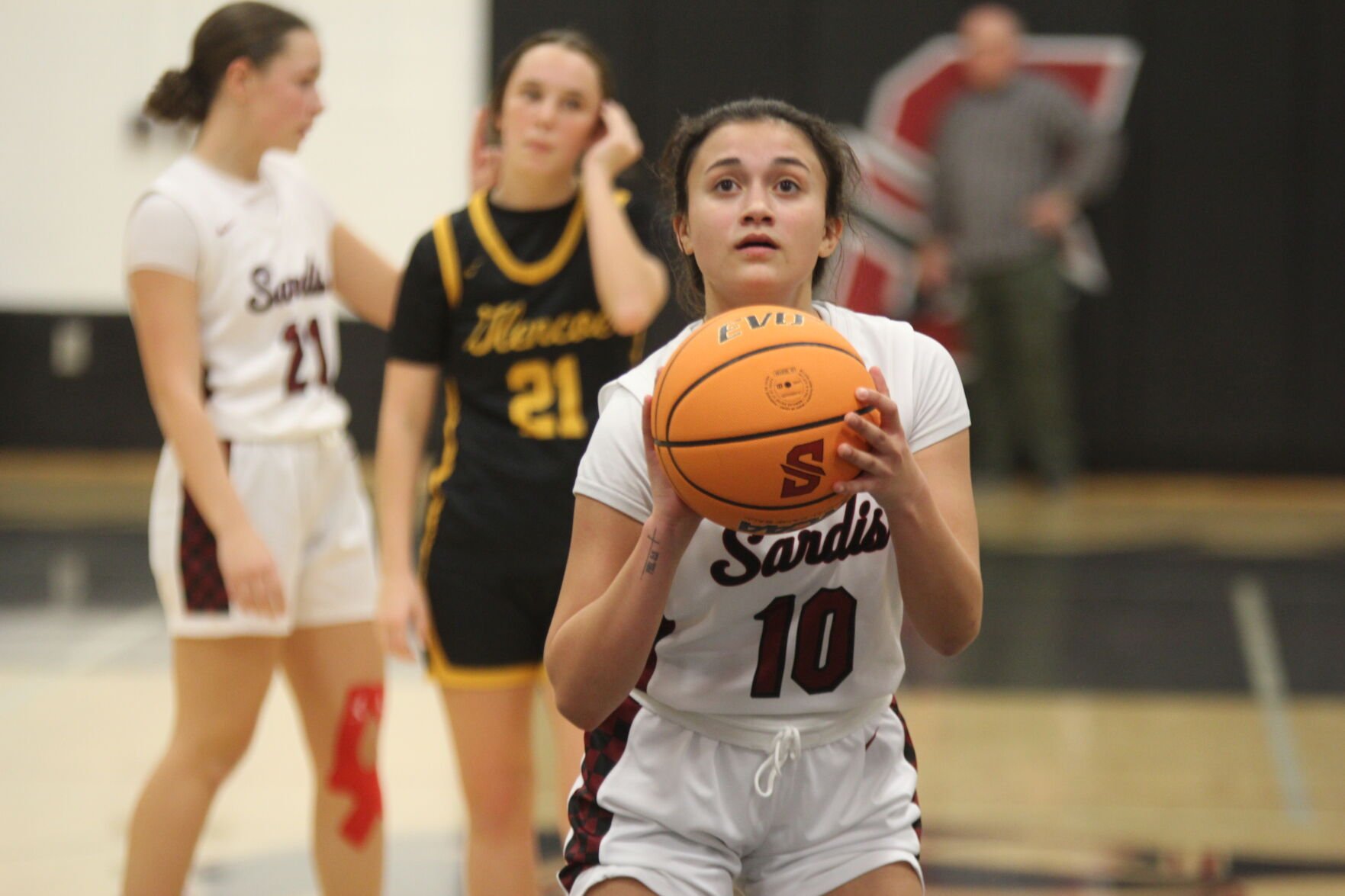 Lady Lions Defeat Yellowjackets in Semi-Finals | High Schools ...