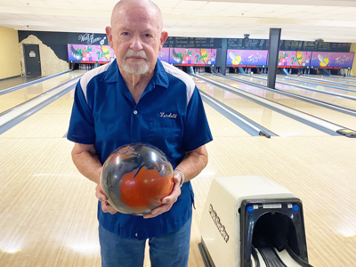 Let the good times bowl | 91-year-old alley cat still rolling strong ...