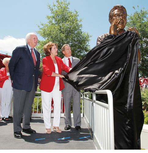Alabama unveils statue of Nick Saban | Colleges | sandmountainreporter.com