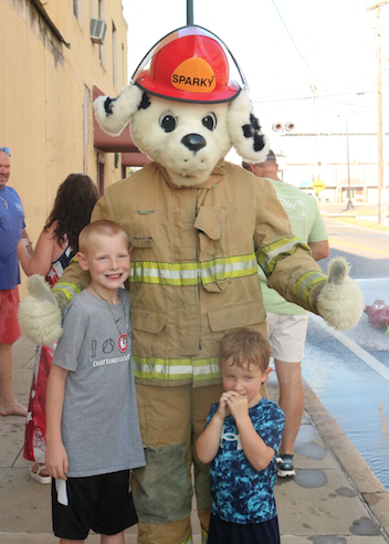 Boaz Free Car & Jeep Show celebrates vehicles and fire department ...