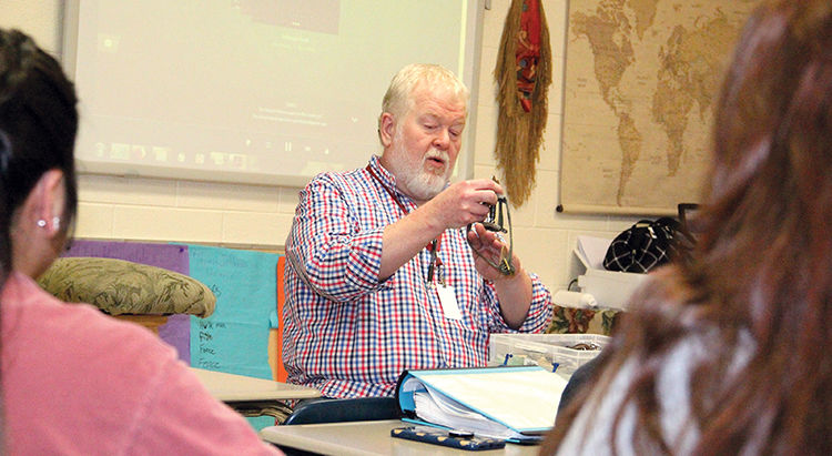 Boaz teacher named Alabama’s VFW Teacher of the Year ...