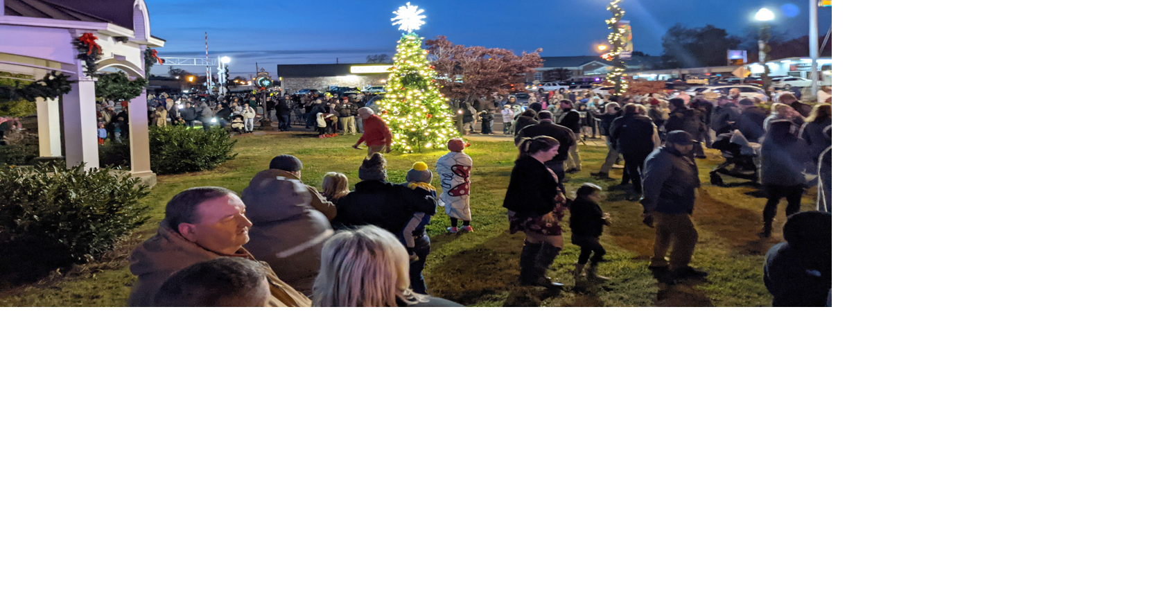 PHOTOS: Christmas comes early in Albertville | Free Share ...
