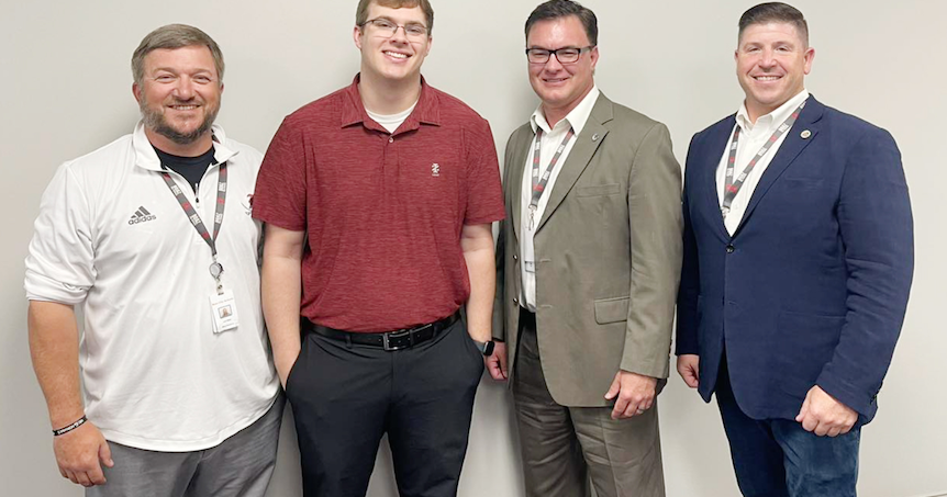 Pirates hire Whitt as varsity boys coach | Free Share ...