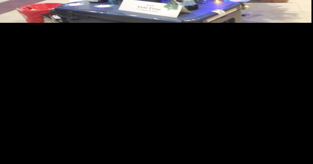 Christmas tree raffle event at Elks Lodge attracts 560 | Local News ...