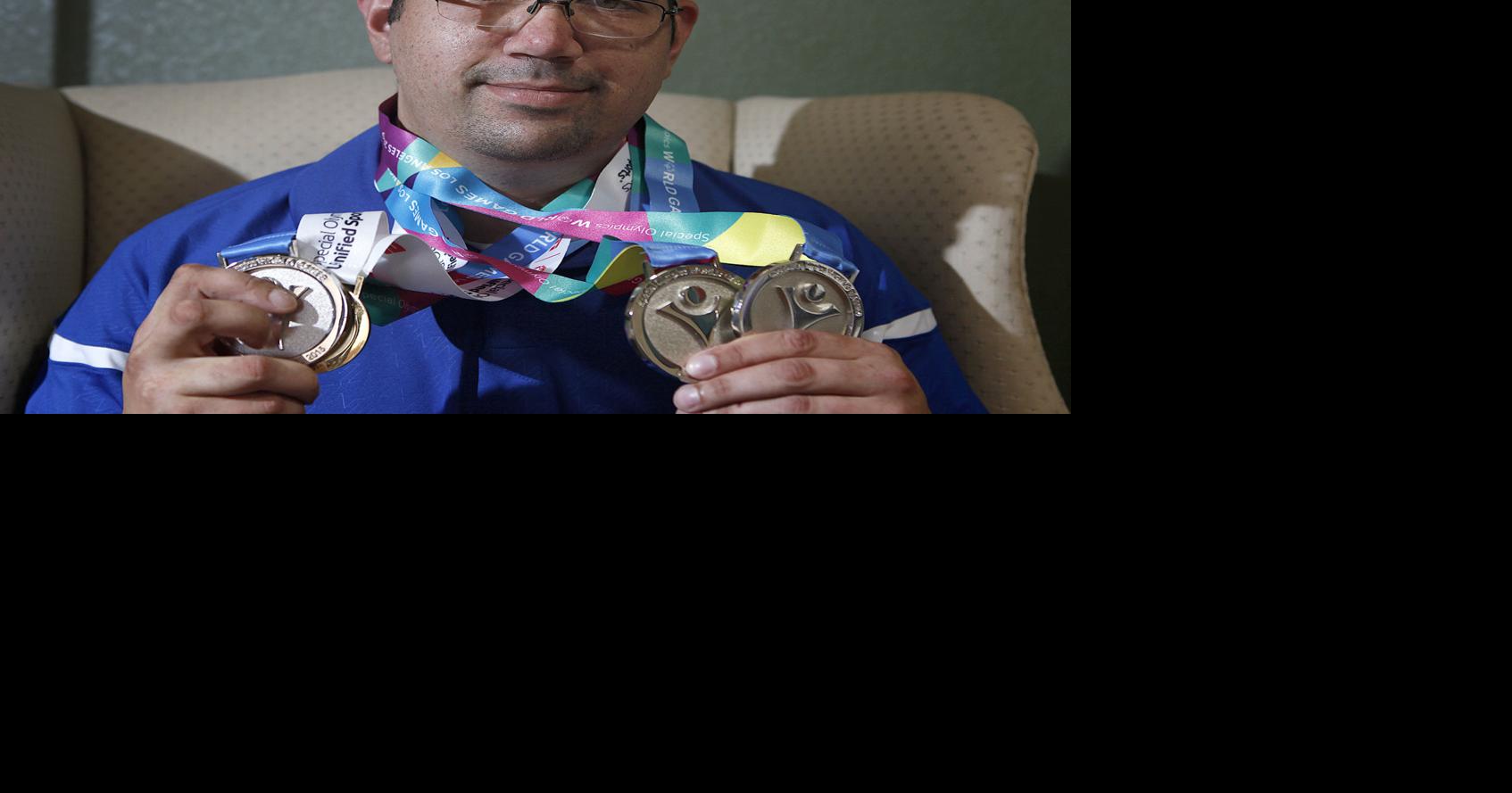 Cancer survivor Alex Hassett bowls obstacles over | Santamaria ...