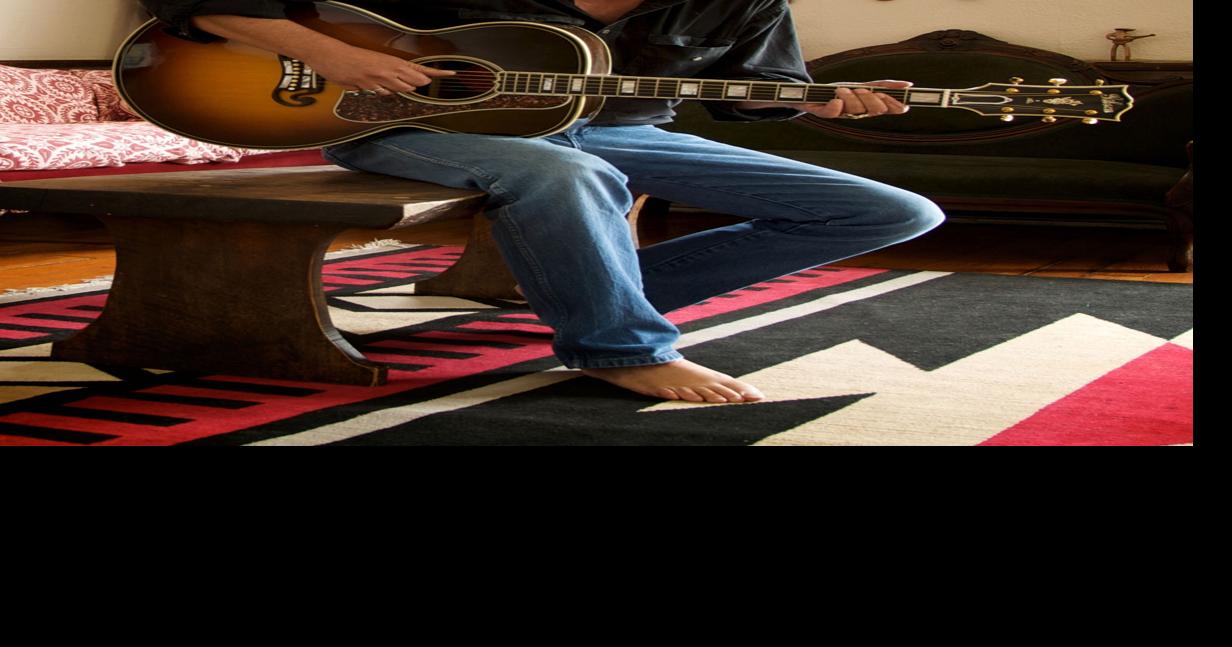 All in the family: Arlo Guthrie, son and daughter to perform at Fremont ...