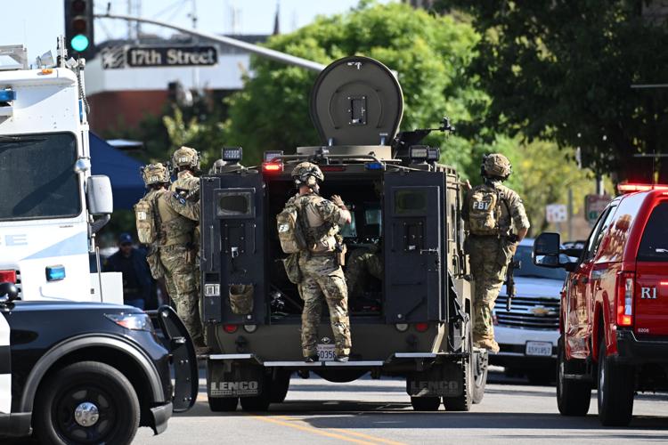 FBI mata a tiros a hombre que retenía rehenes en California; rehenes ...