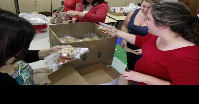 Vandenberg Spouses Club delivers cookies to airmen | Vandenberg Space ...