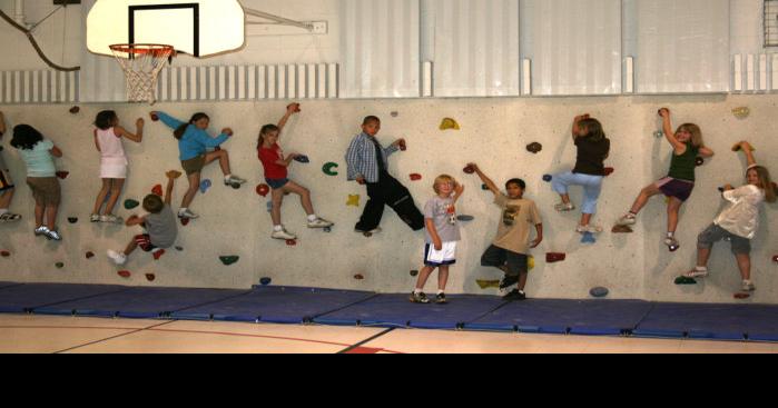 Mesa Middle School climbing wall scales obstacles | Local News ...