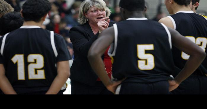 Laurie Decker thriving as coach, teacher | High School ...