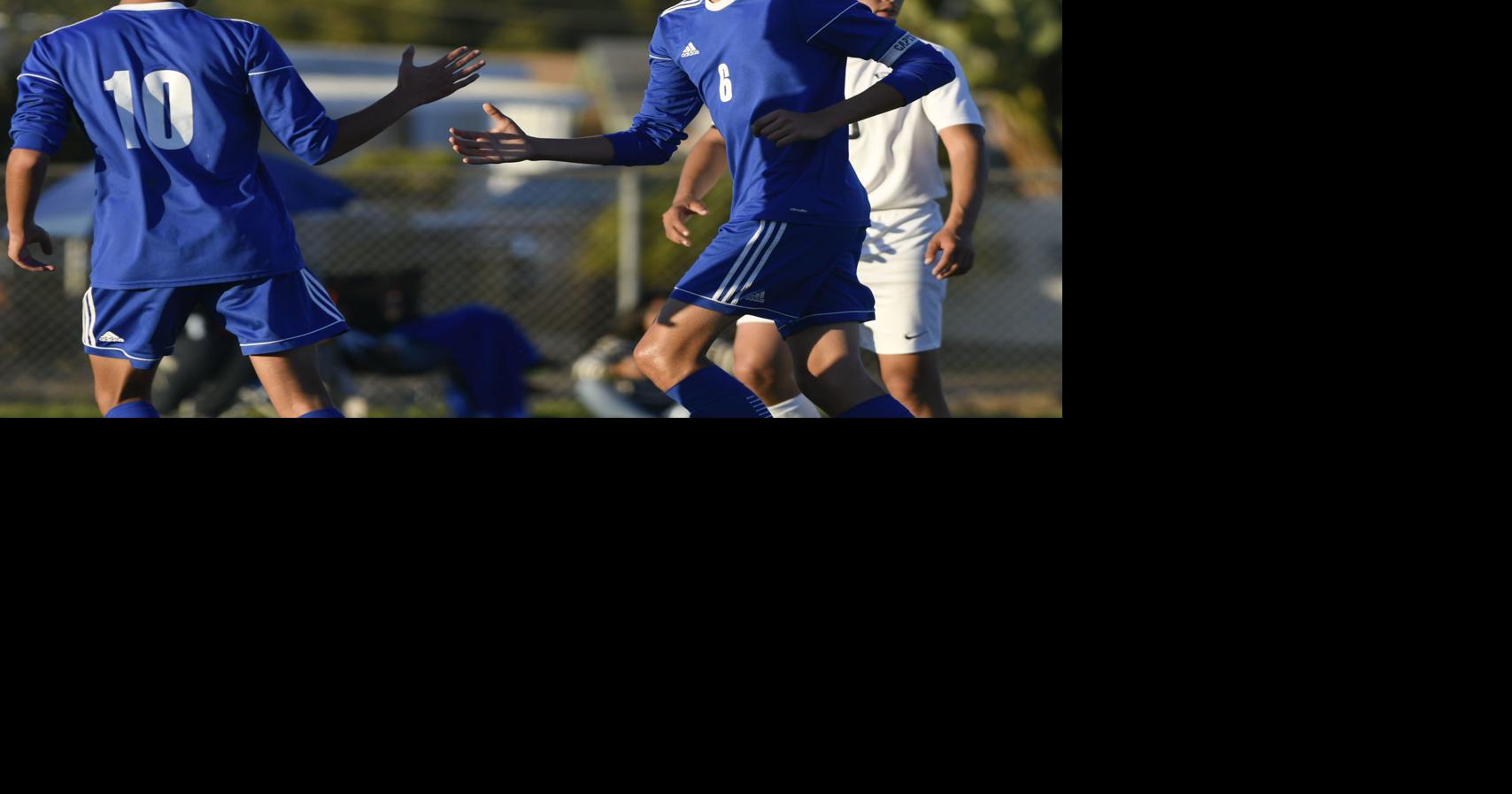 Lompoc soccer: With more than a dozen seniors, Lompoc brings tons of ...