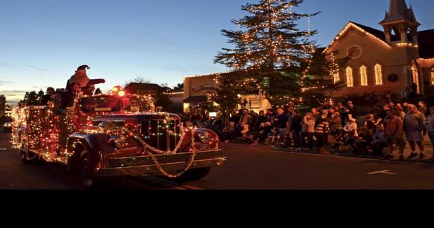 Christmas parade season kicks off | Local News | santamariatimes.com