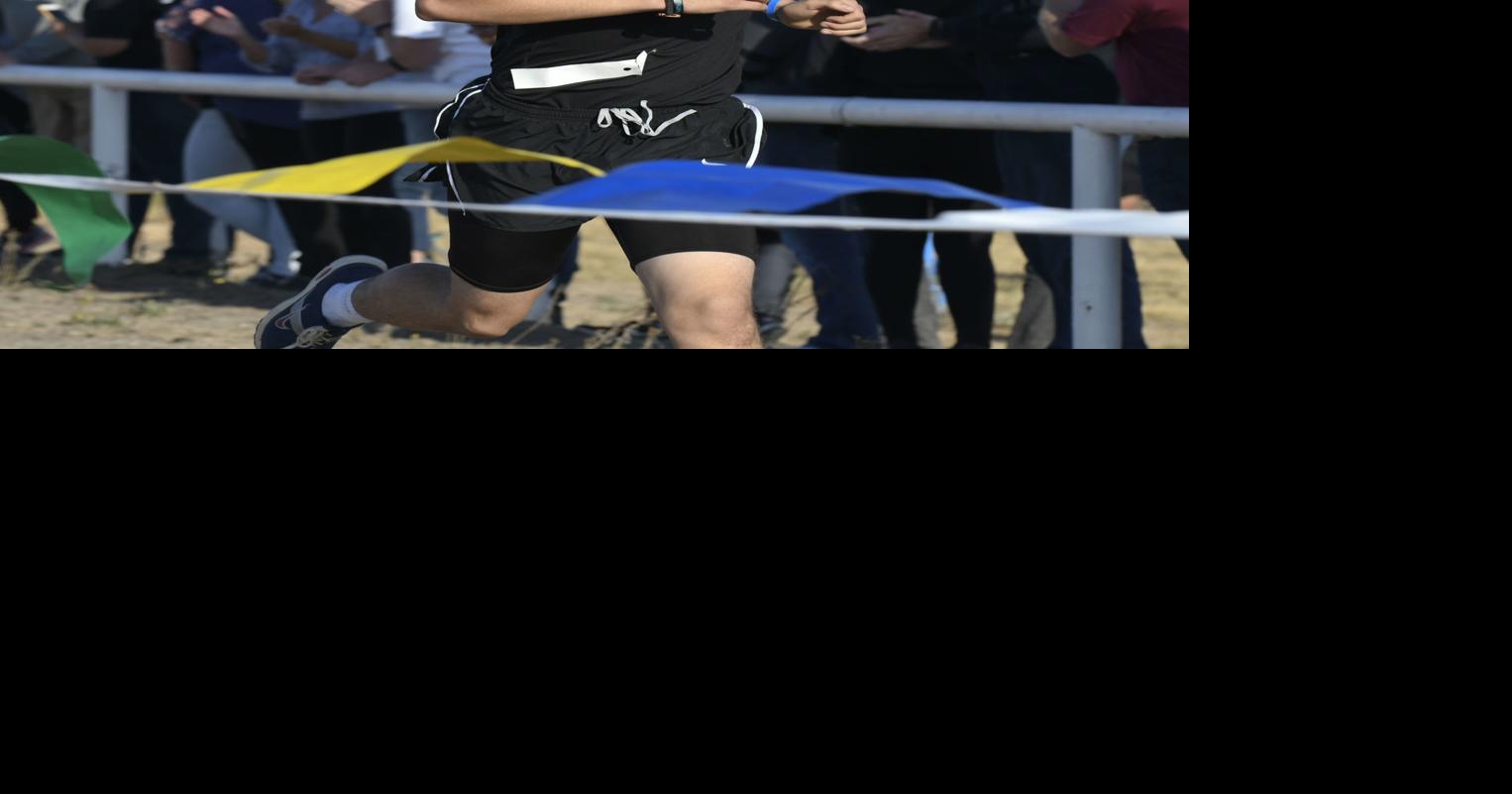 Izzy Wasserman and Cresencio Chavez sweep Ocean League cross country ...