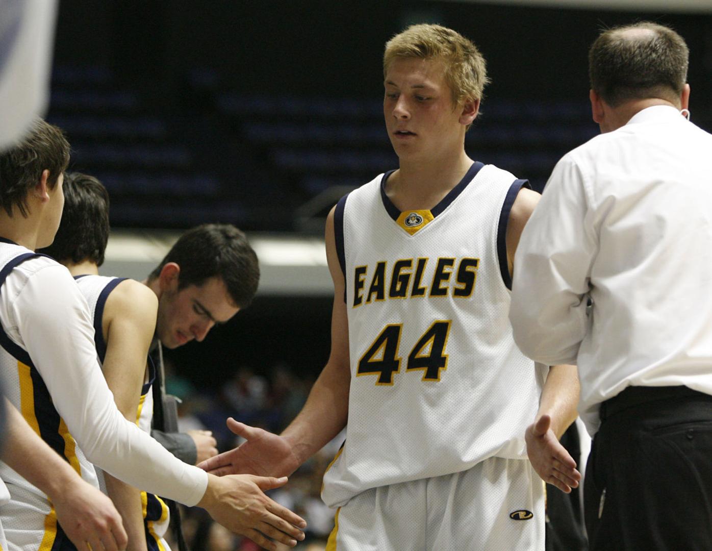 Player of the Decade: Brent VanderVeen was a great QB who could also ...