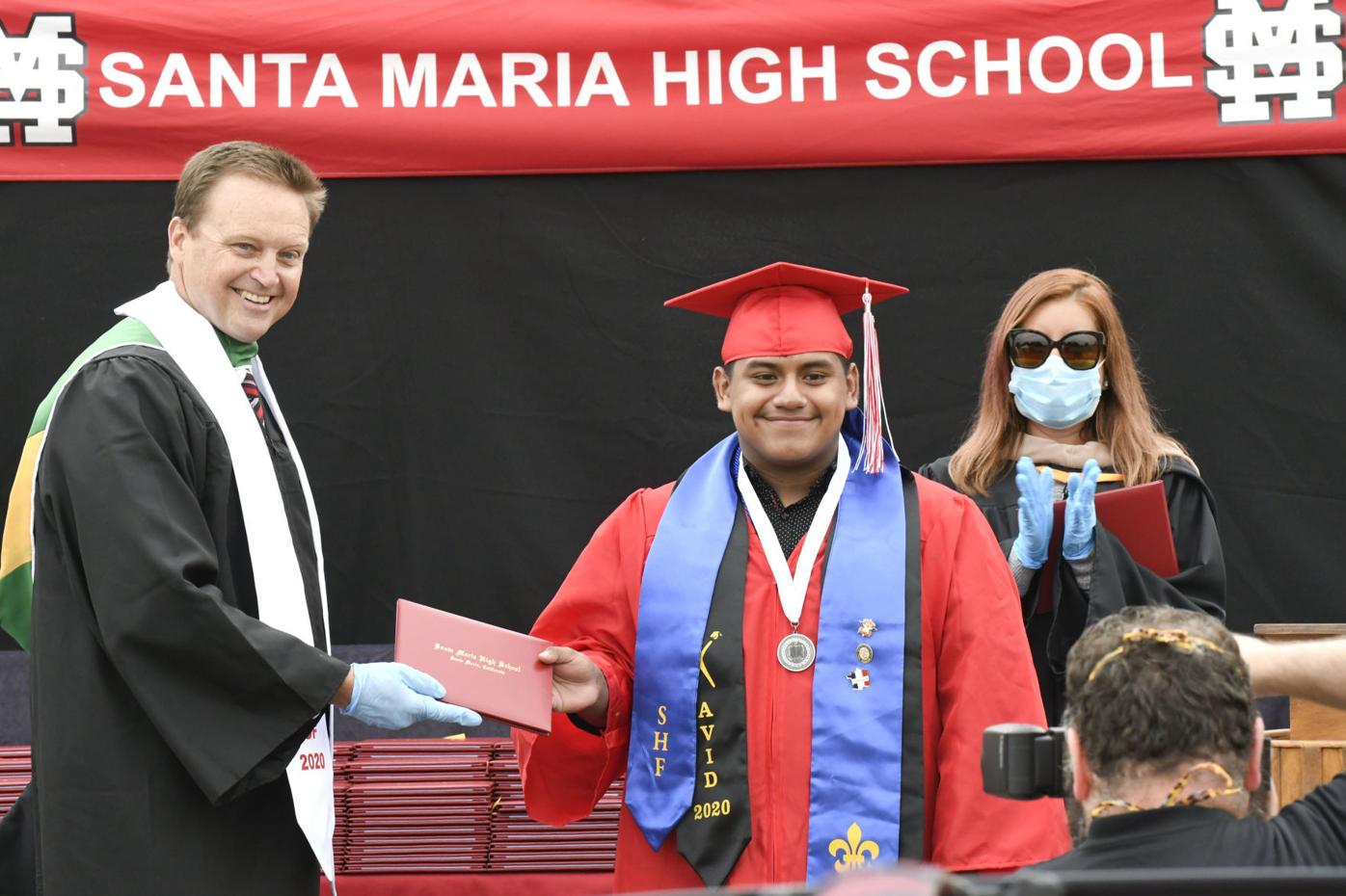 Santa Maria High principal calls Class of 2020 'heroes' during hybrid ...