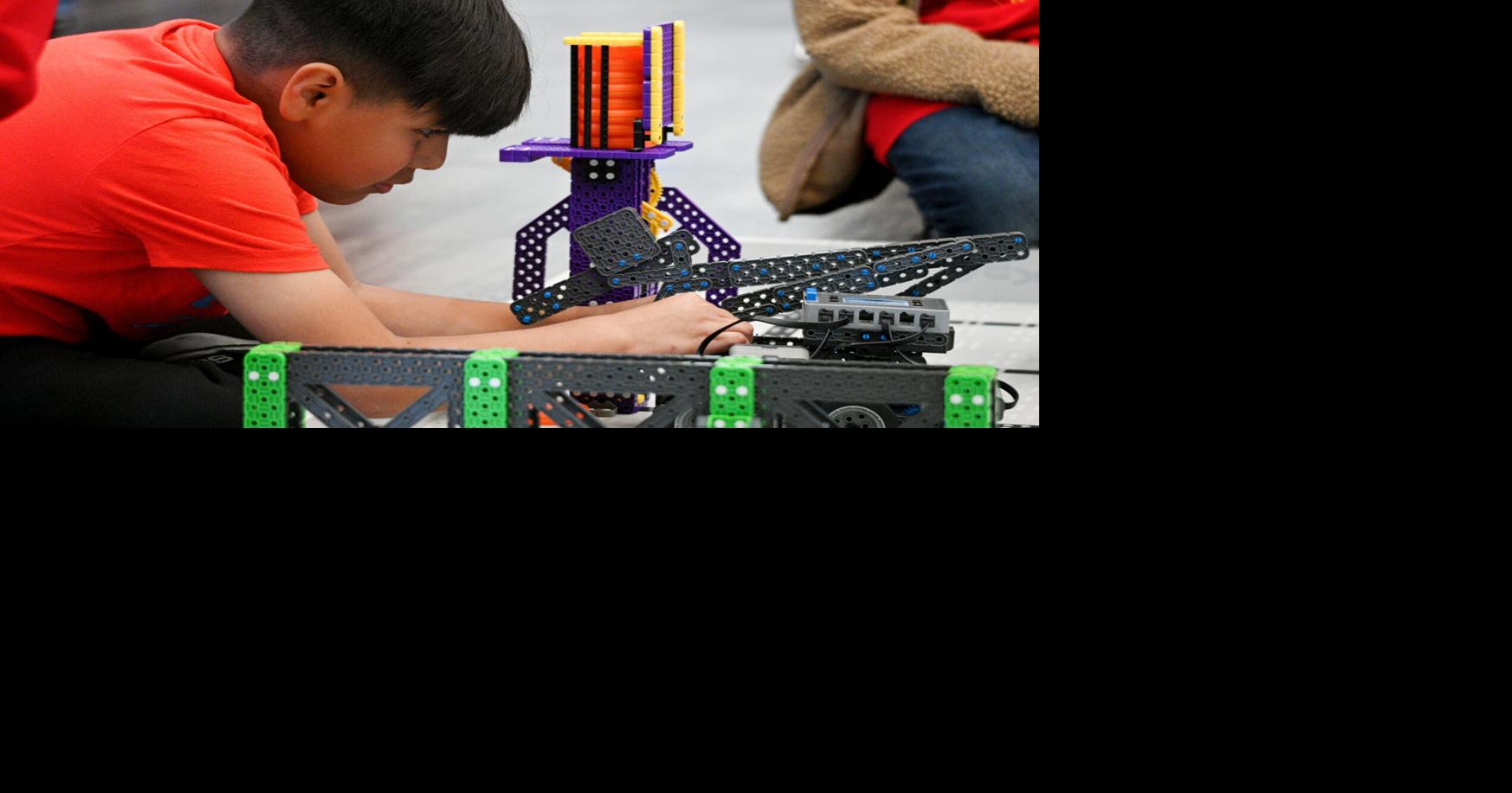 Local students participate in Robotics VEX IQ Competition in Santa ...