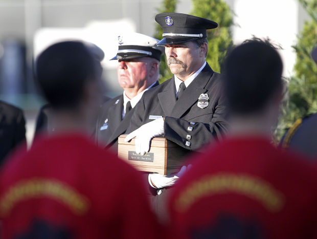 Fallen firefighter honored | Local News | santamariatimes.com