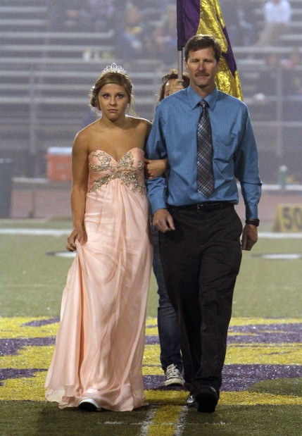 GALLERY: Righetti Homecoming | Education | santamariatimes.com